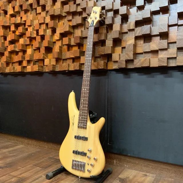 "condor jazz bass" no Brasil