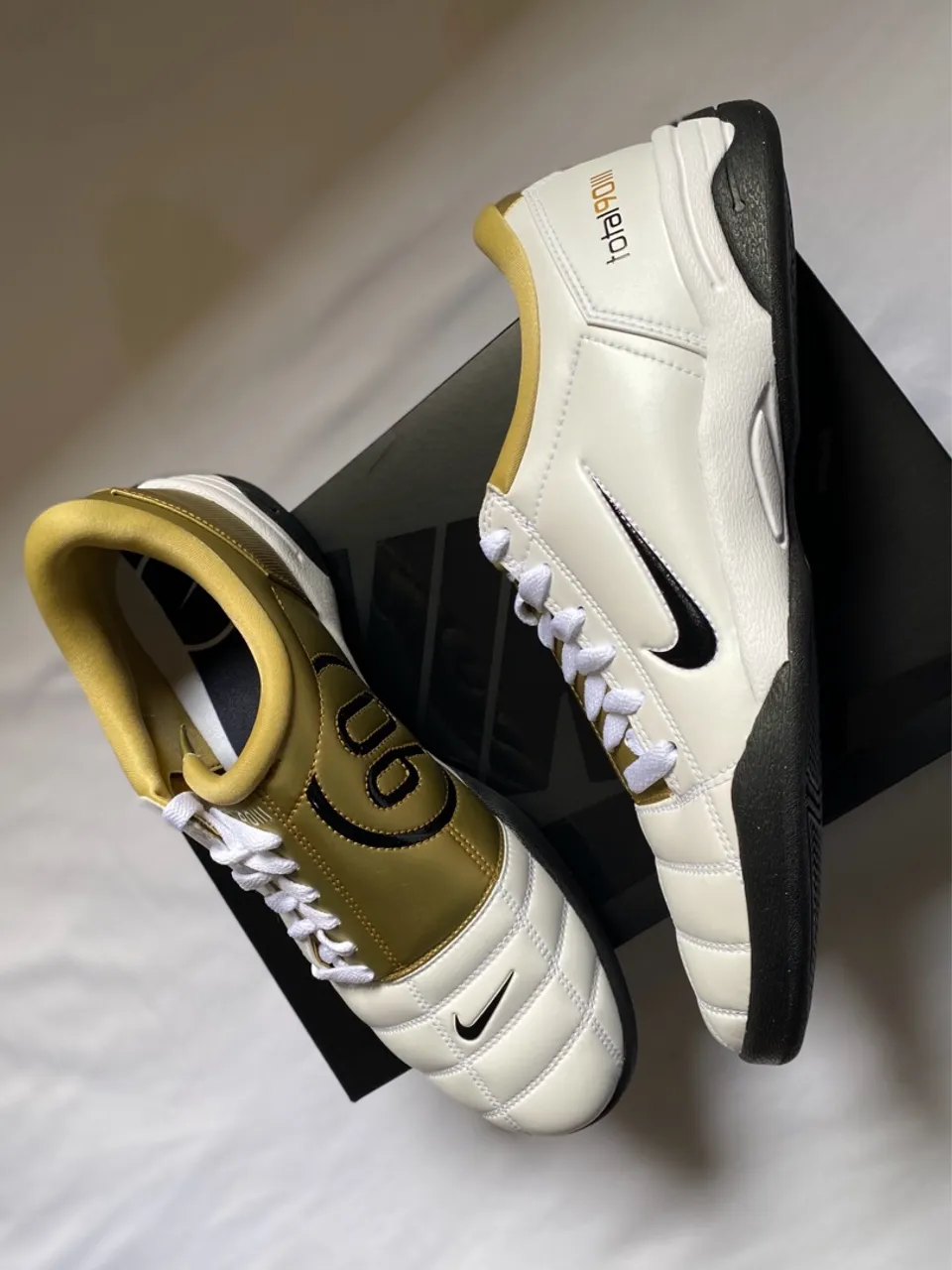 "chuteira total 90" no Brasil