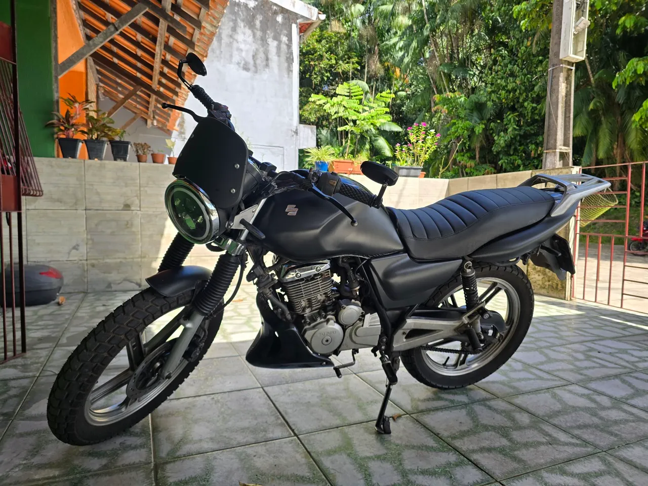 Motos SUZUKI GSR no Brasil