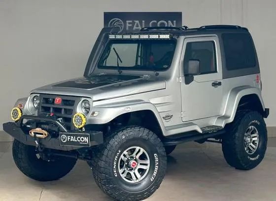 TROLLER T-4 2010 Usados e Novos