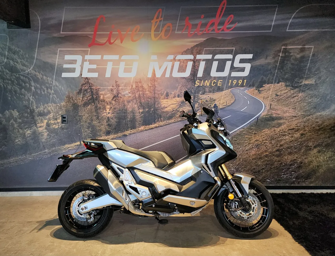 Motos HONDA X-ADV no Brasil
