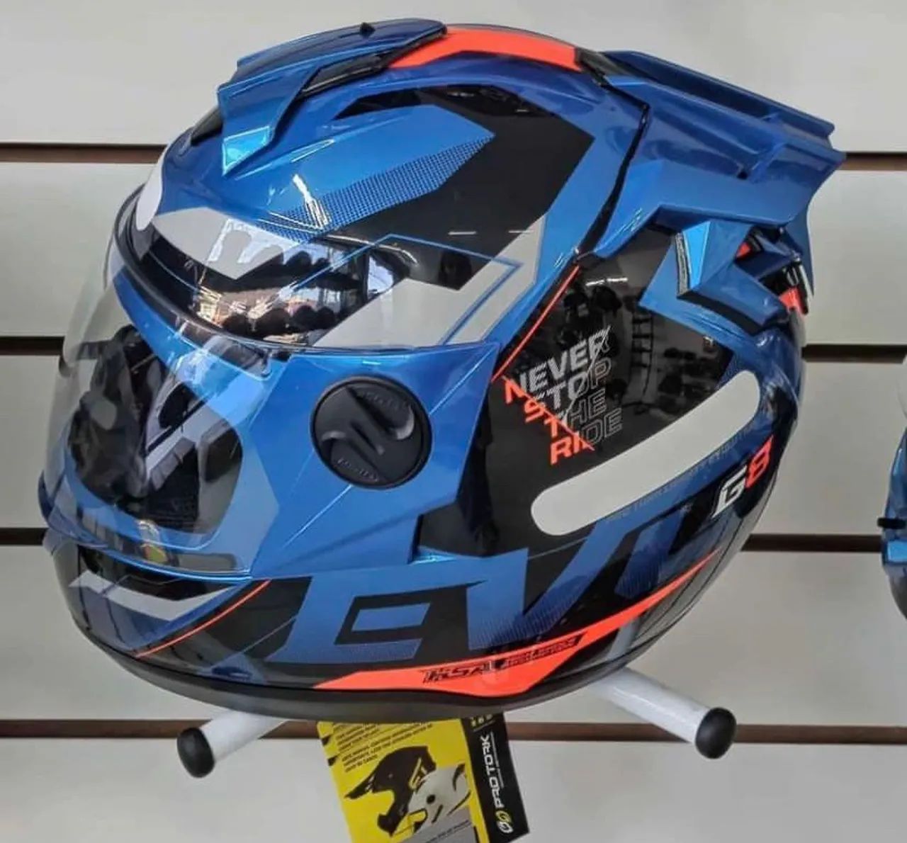 "capacete azul moto" no Brasil