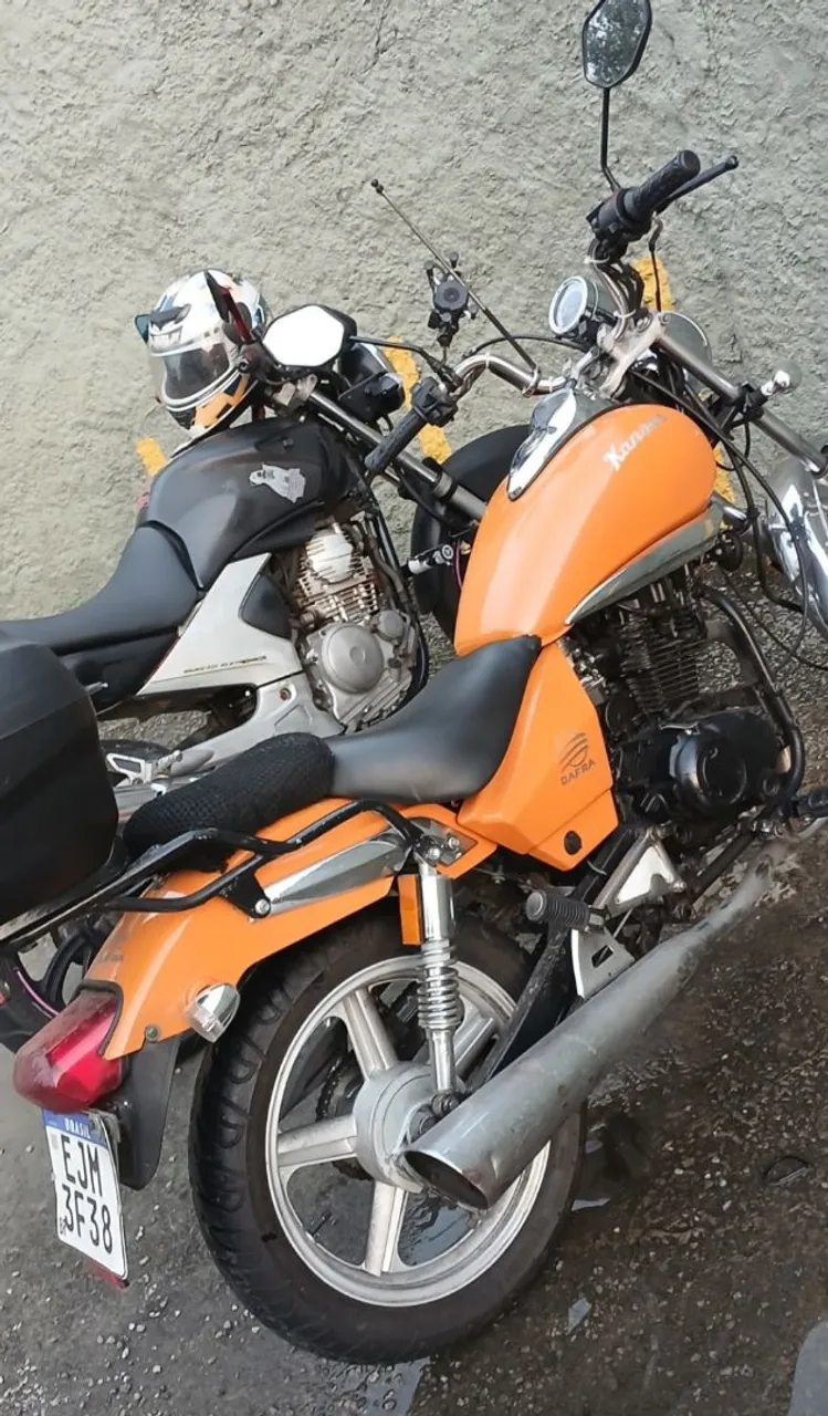 Motos DAFRA KANSAS no Brasil