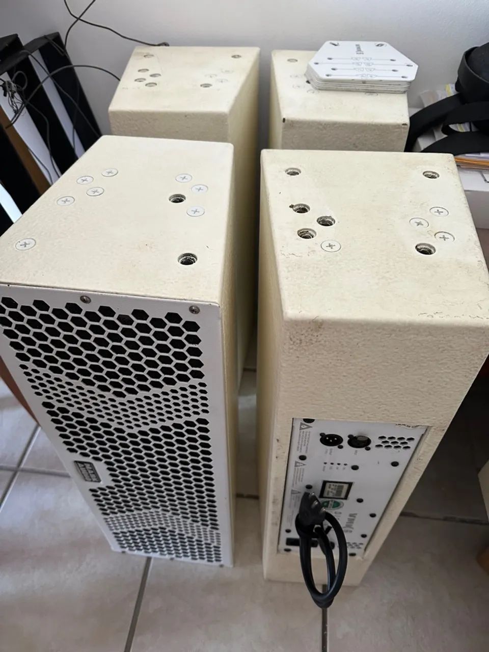 04 Caixas Ativas - Line Mark Audio - VMK 6 Digital - Equipamentos e ...