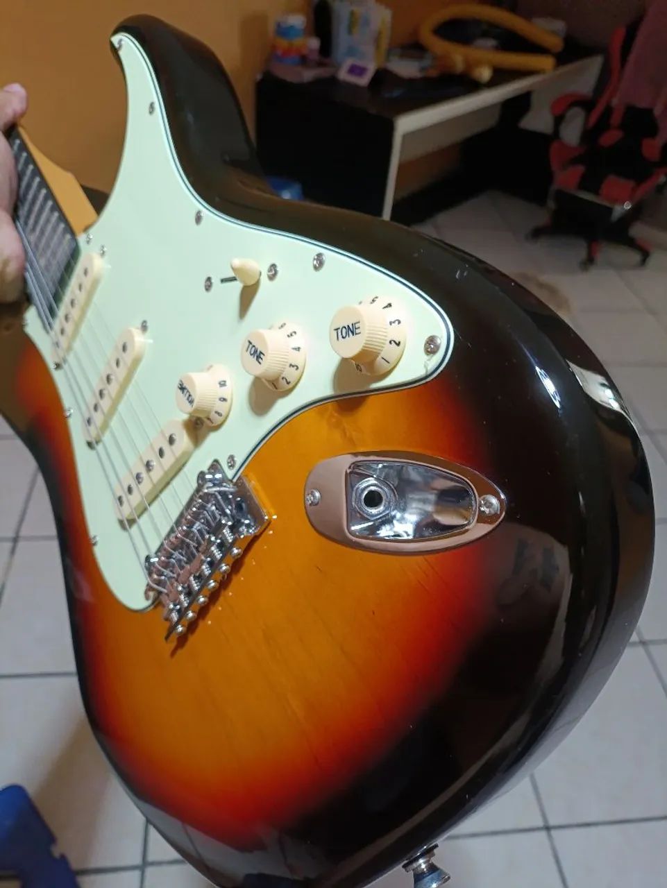 Guitarra Stratocaster Sunburt Tagima T635 Classic Series - Instrumentos ...