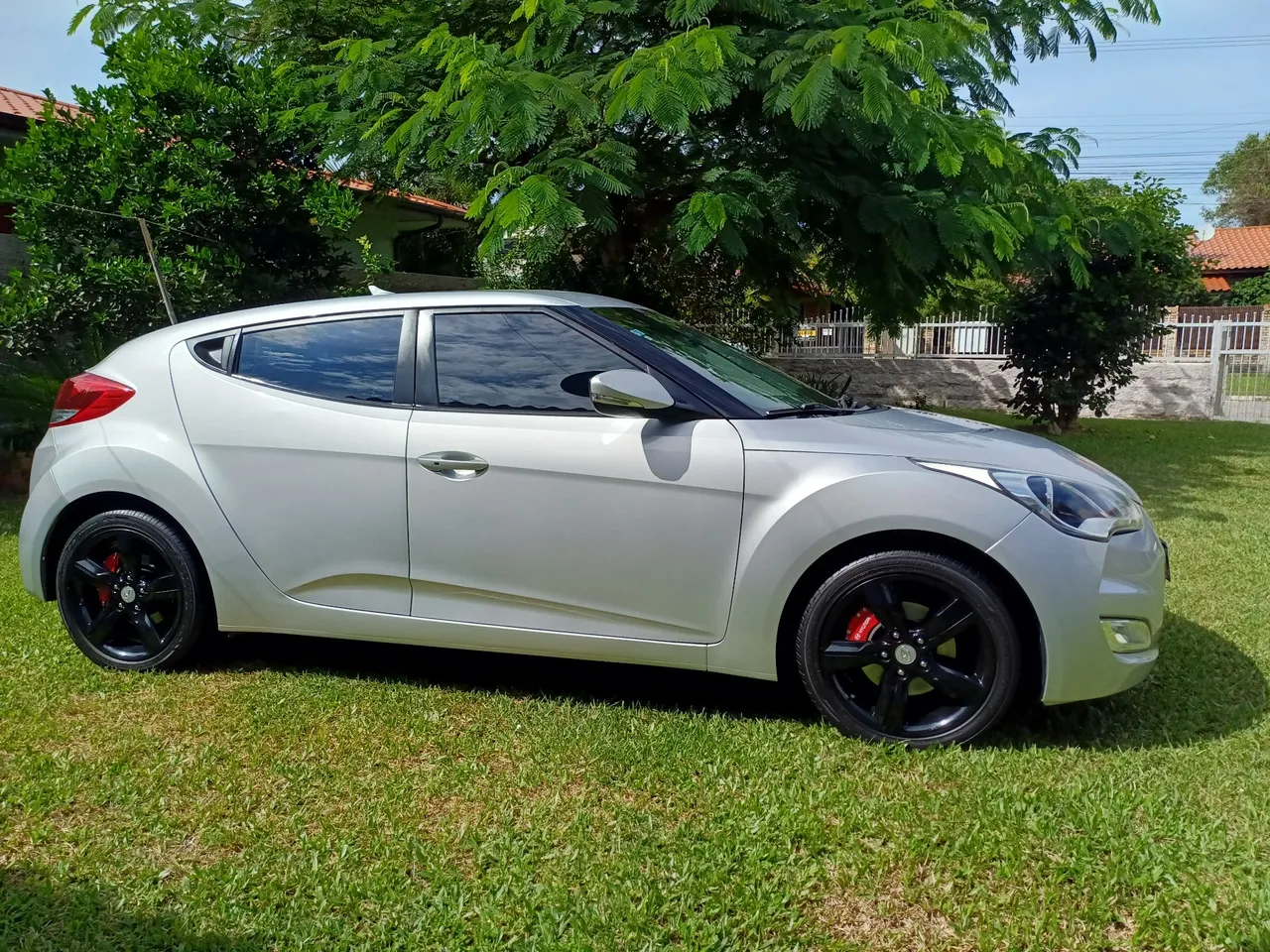 HYUNDAI VELOSTER Usados e Novos