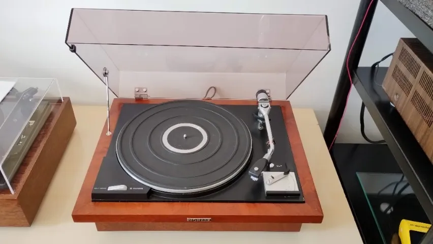 Toca Discos no Brasil