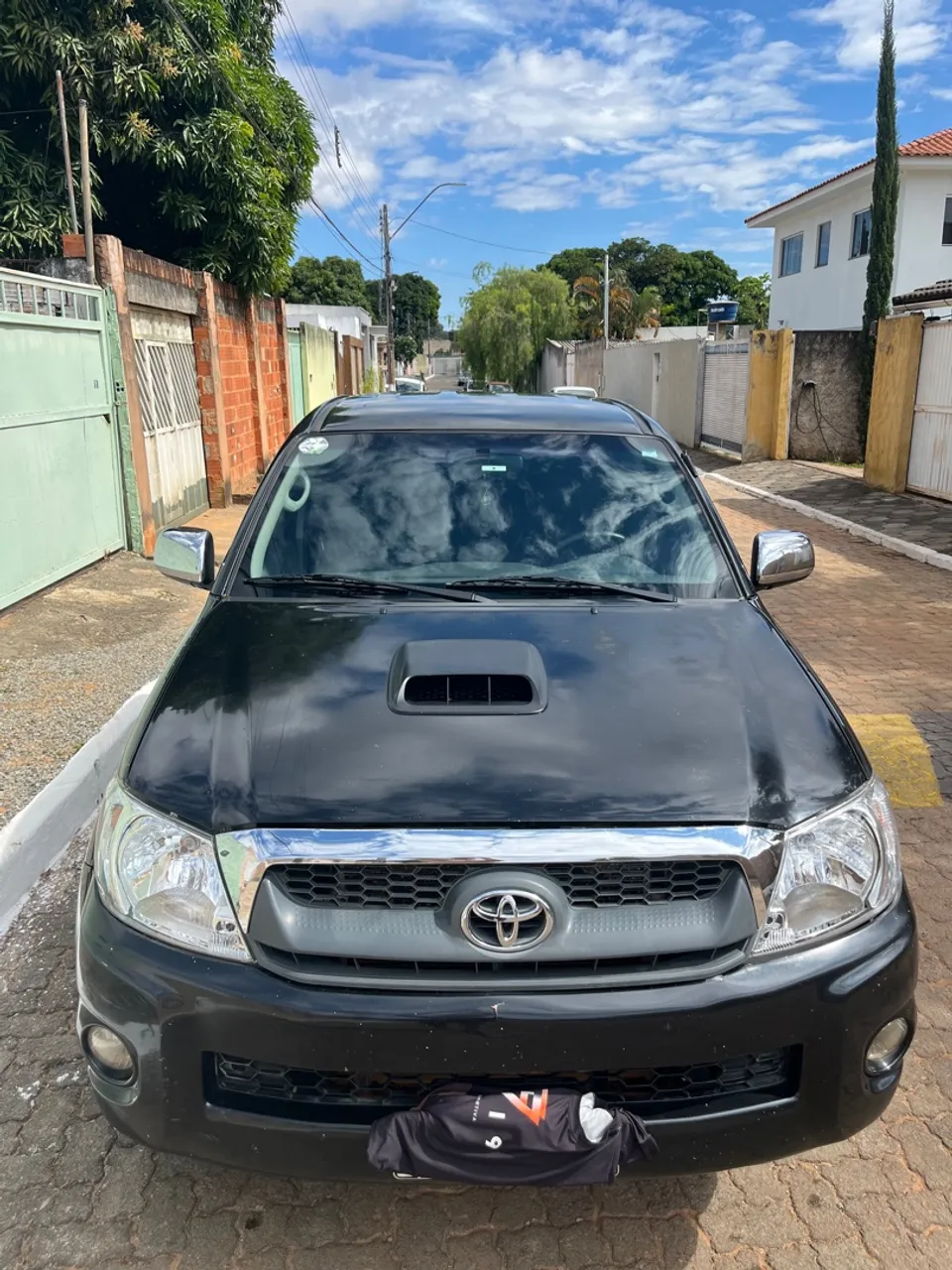 TOYOTA HILUX 2010 Usados e Novos