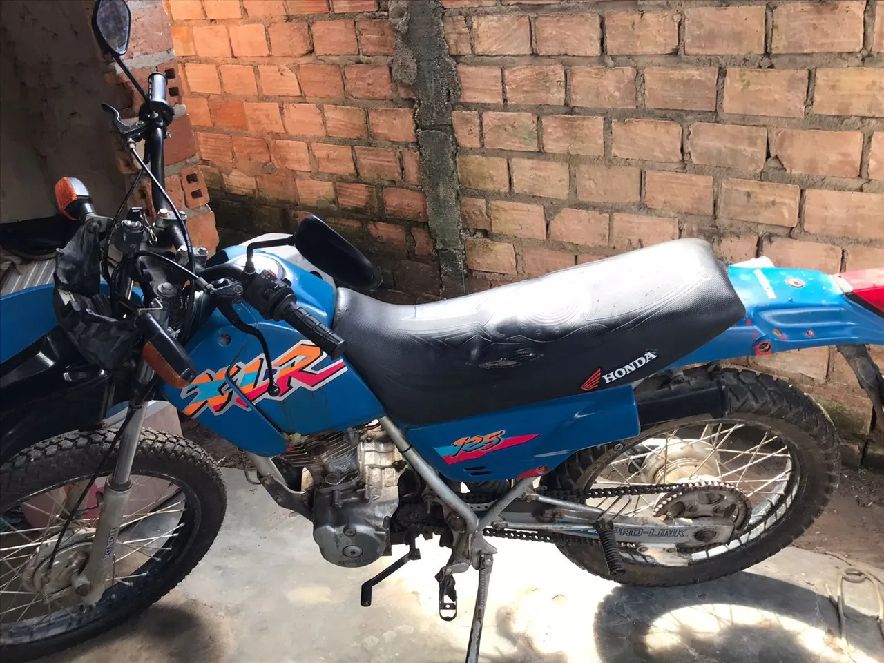 Motos HONDA XLR no Brasil