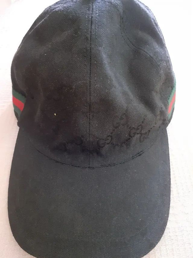 "bone da gucci" no Brasil