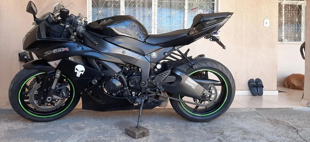 Motos Kawasaki Ninja ZX-6R 600CC no Brasil