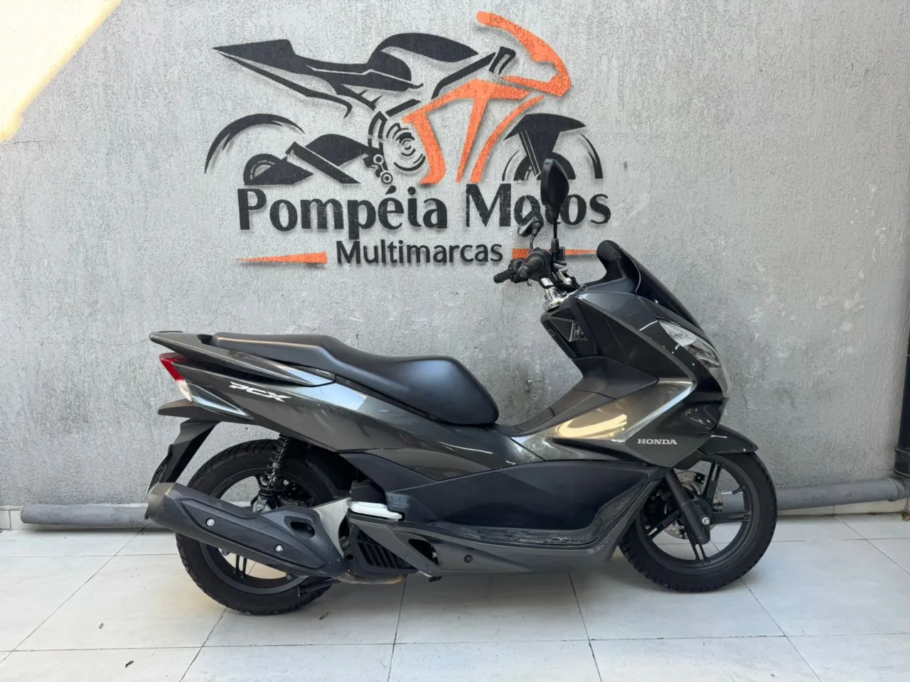 Motos HONDA PCX 2016 no Brasil