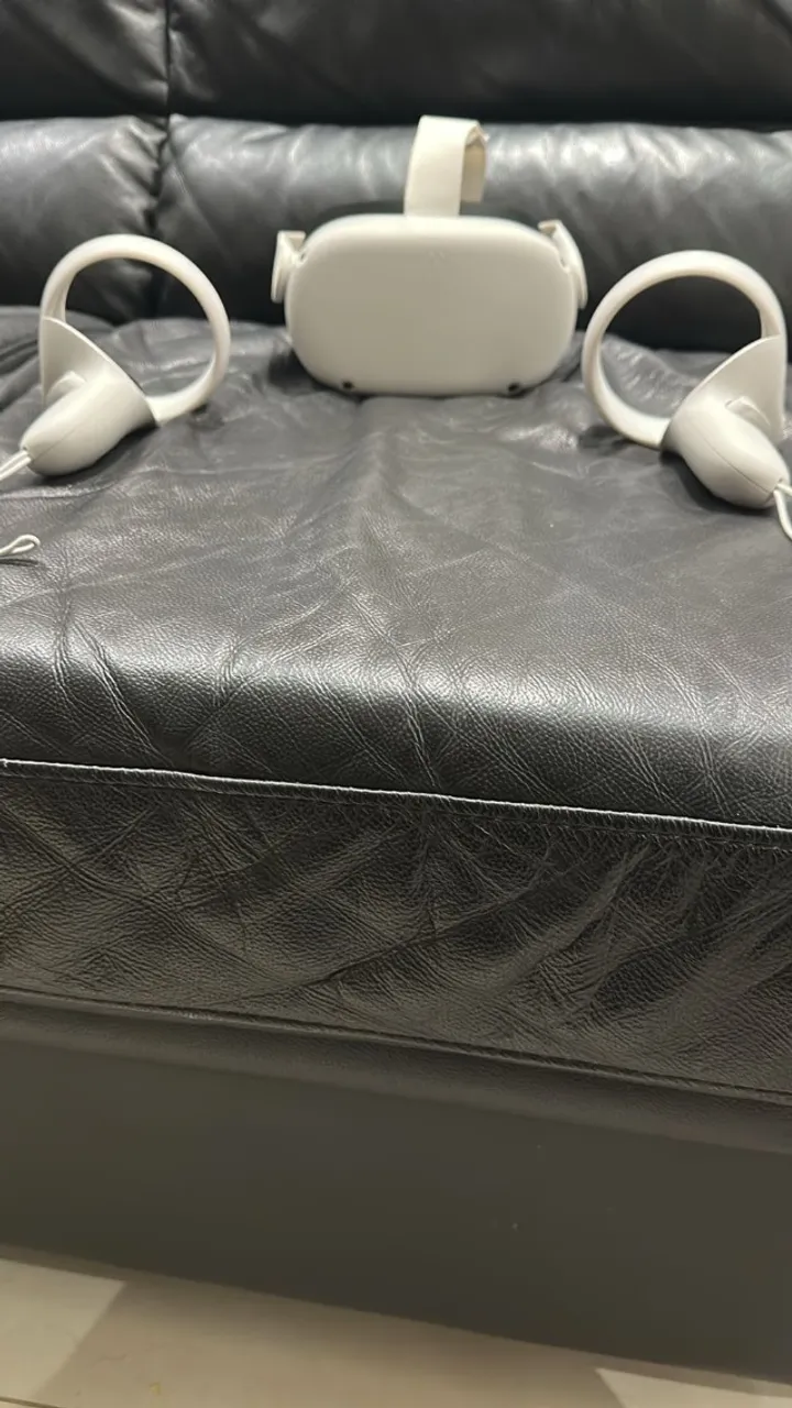 "oculus quest 1" - Consoles de Vídeo Game no Brasil