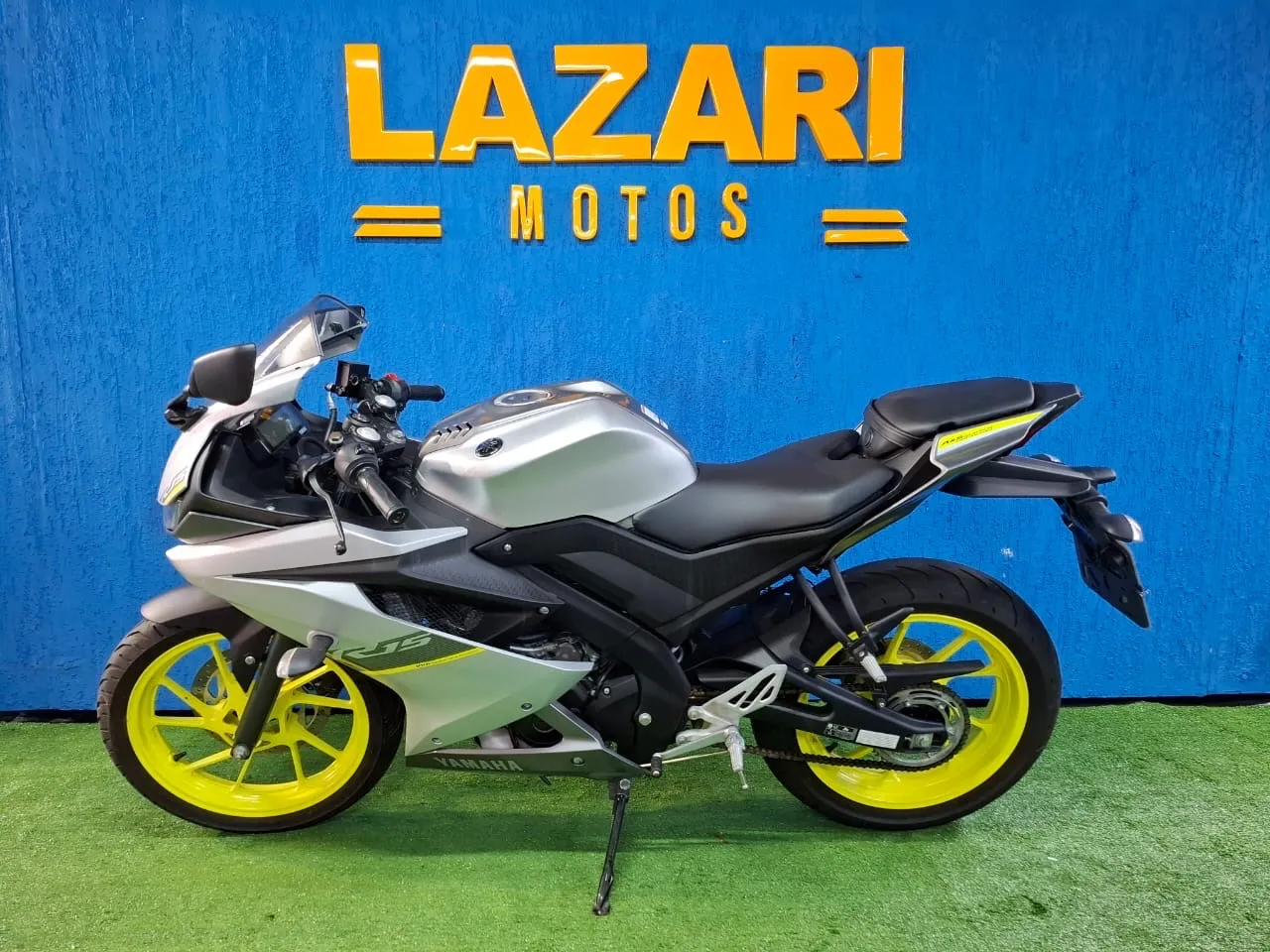 Motos YAMAHA YZF no Brasil