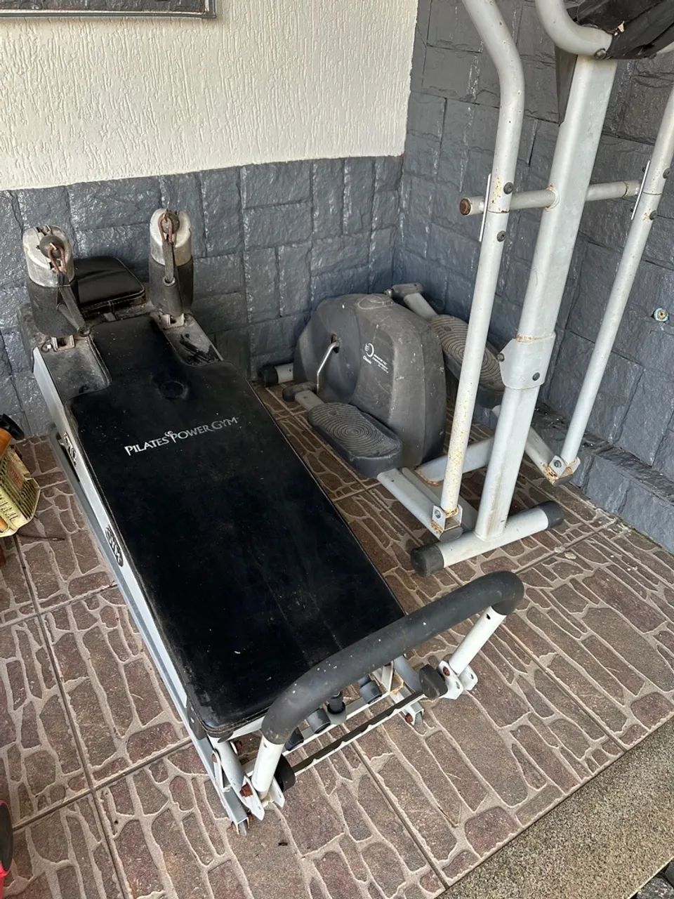 Pilates Power Gym - Academia e Exercícios - Jardim Amália, Volta ...
