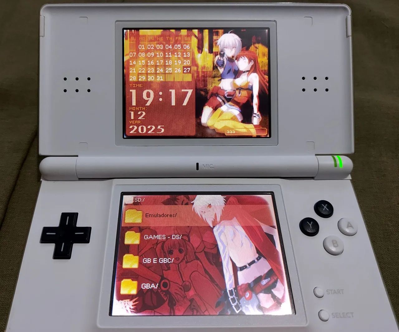 Cartão R4 para Nintendo DS, com muitos jogos e emuladores. - Peças e ...