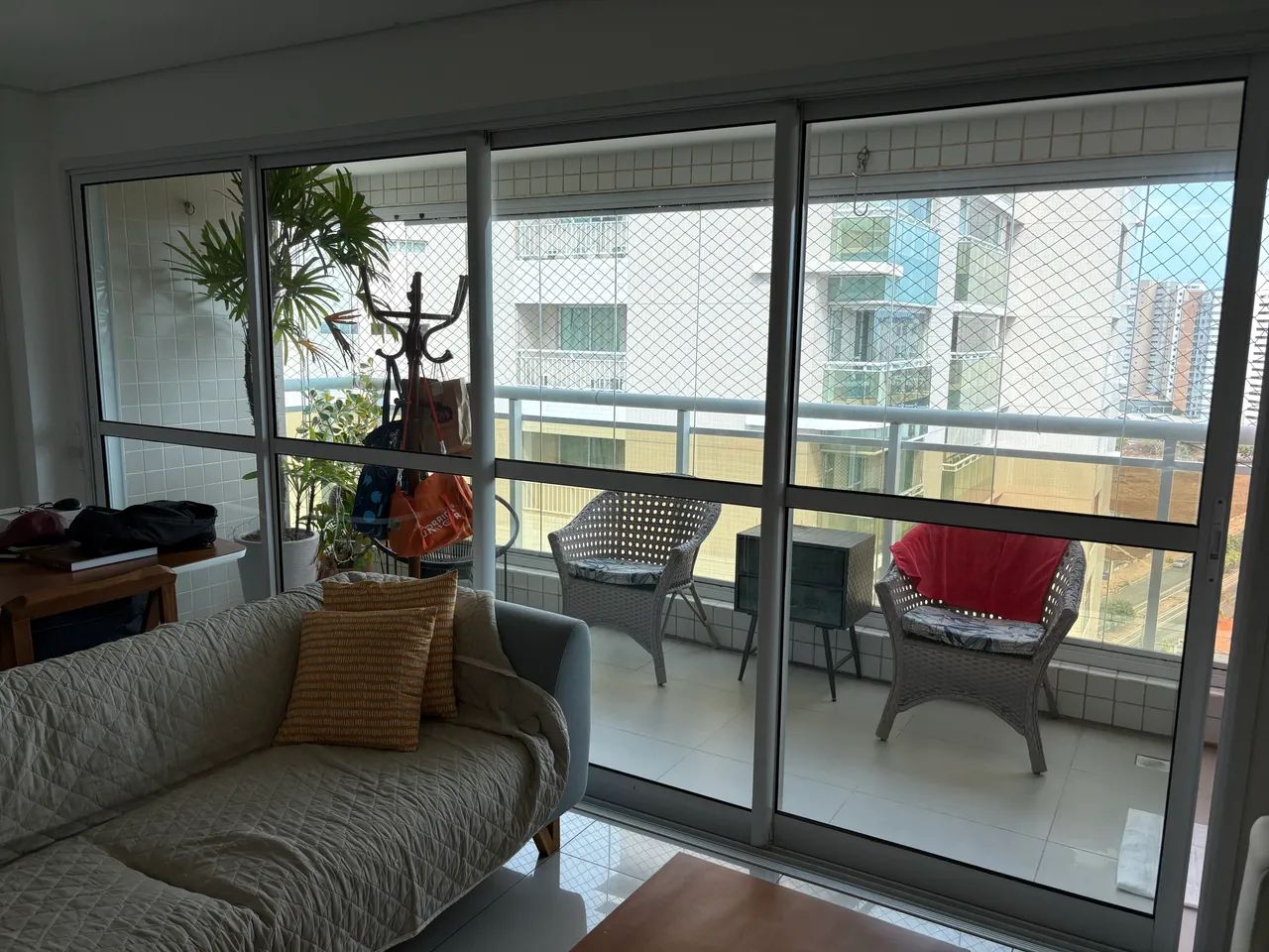 Esquadrias de Alumínio para Varanda - Excelente Estado - Portas e ...