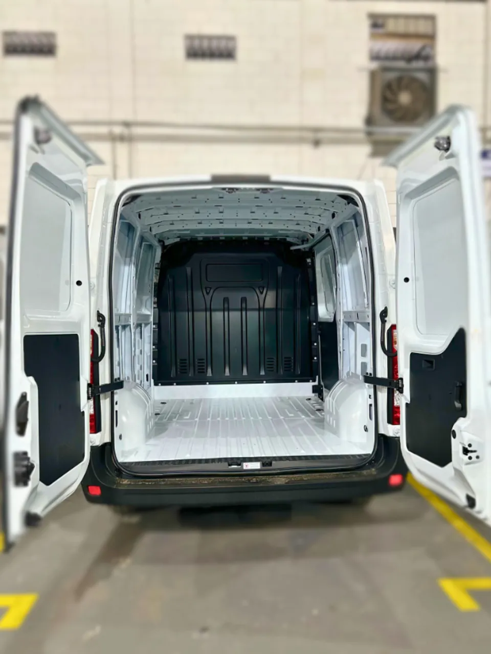 Renault Master L1h1 Mae Laderaum