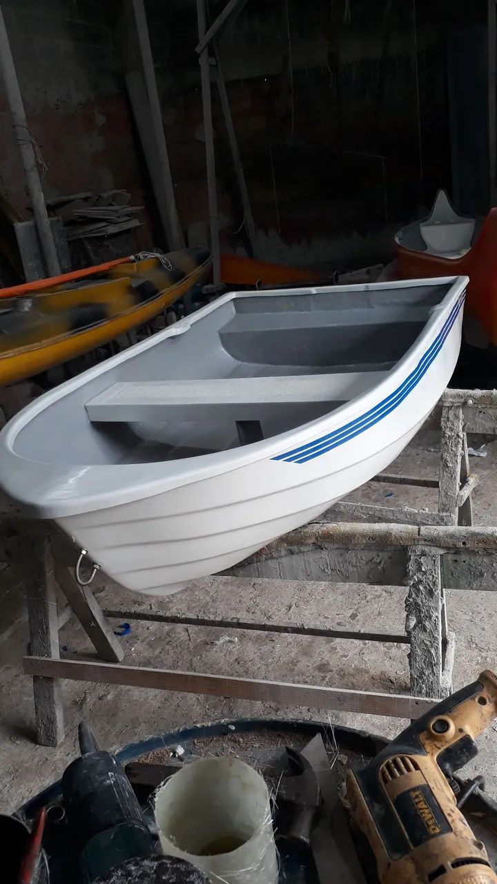 Bote de fibra 2.10m. Apoio - Esportes Aquáticos - Jardim Guandu, Nova ...