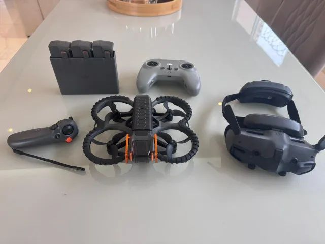 DRONE DJI AVATA 2 COMBO FLY MORE MOTION - Drones - Conjunto Jardim ...