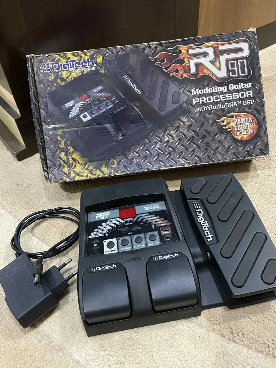 "pedaleira guitarra" - Instrumentos musicais no Brasil