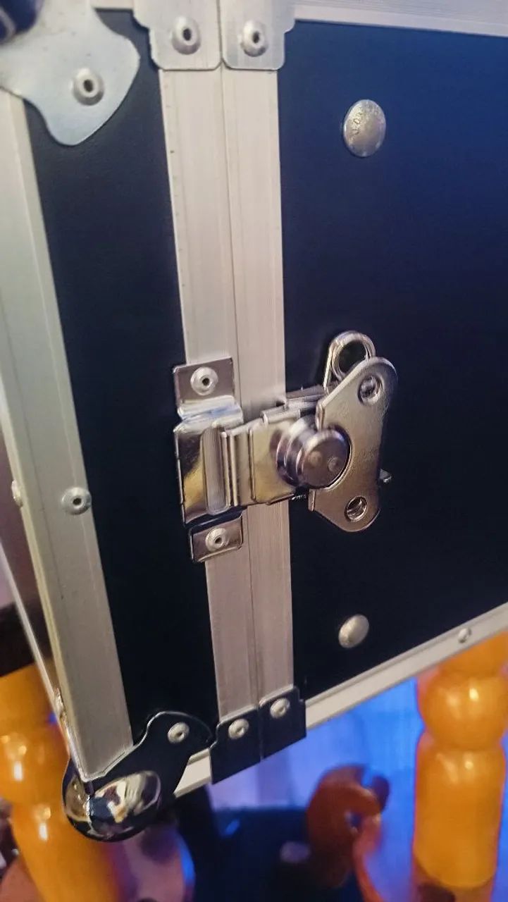 Hard Case Rack Ideal para usar em Mesa Digital, UI24, Axios 24, XR16 ...