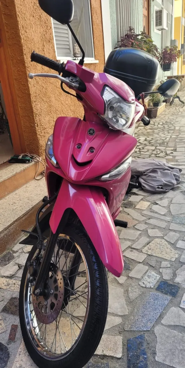 "moto rosa" no Brasil