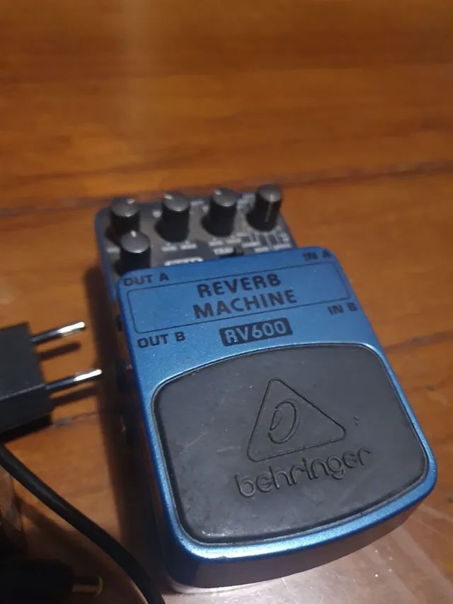 "behringer reverb machine" no Brasil