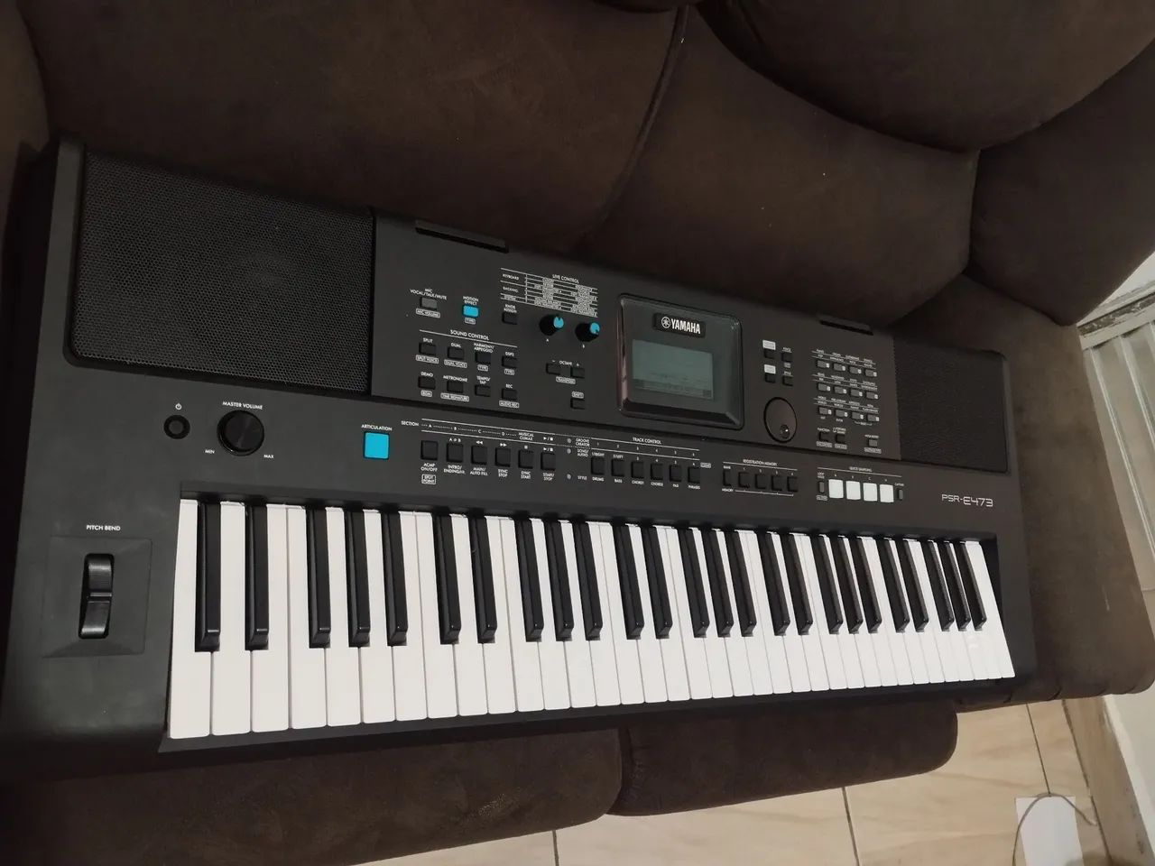 Teclado Yamaha PSR-E473 impecável TECLADO TÁ LIND PESSOAL VOU CONTAR ...