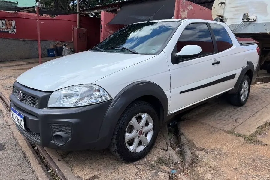 FIAT STRADA WORKING HARD 1.4 FIRE FLEX 8V CD Usados e Novos