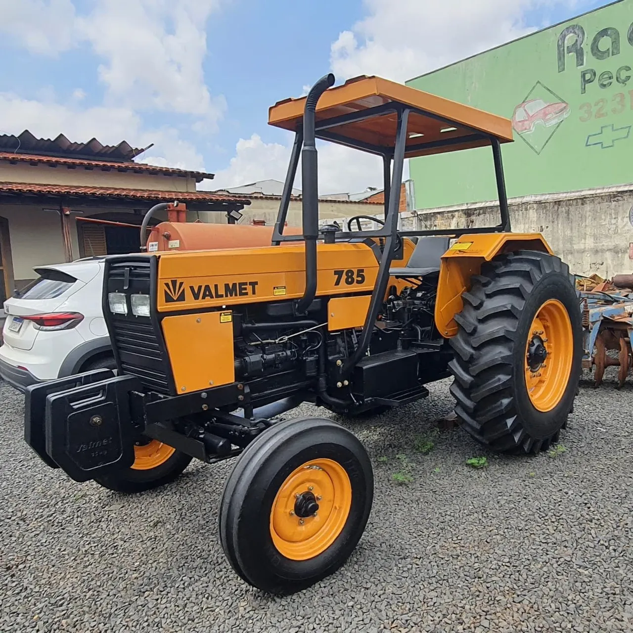 "valmet 88" - Tratores e máquinas agrícolas no Brasil