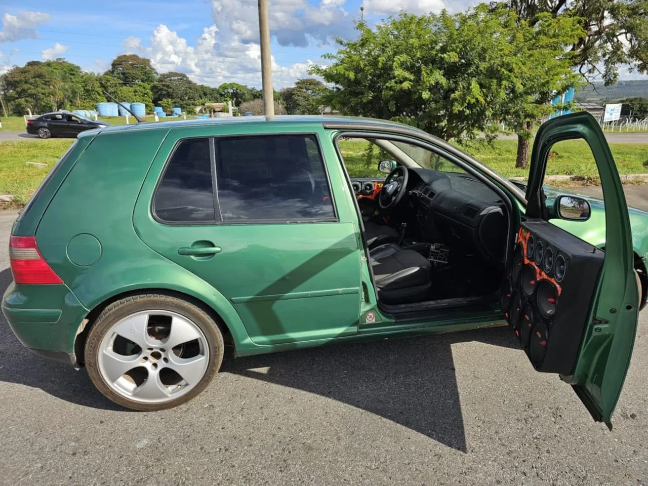 VOLKSWAGEN GOLF 2001 Usados e Novos
