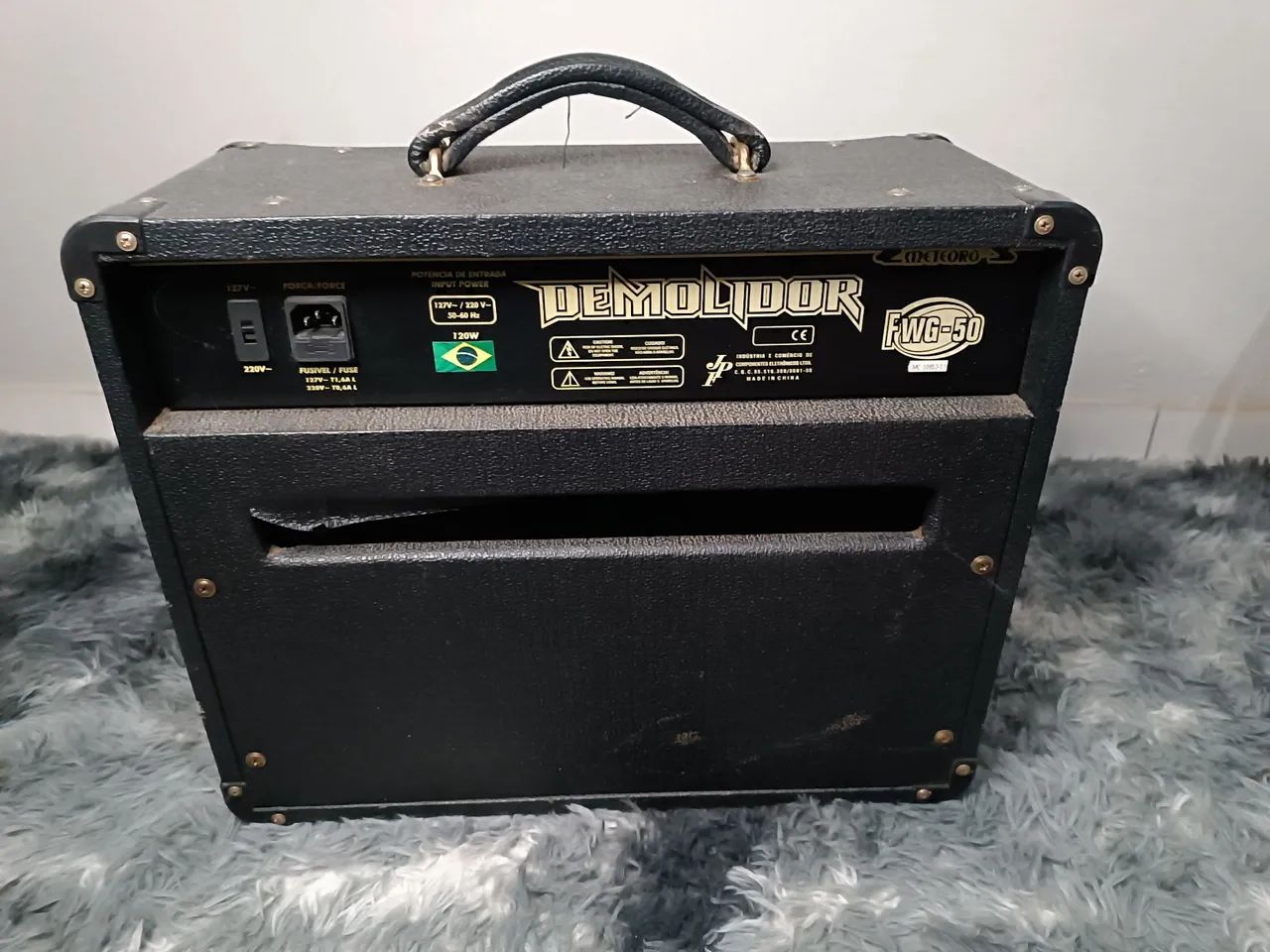 Amplificador Meteoro Demolidor FWG-50 - 50 Watts - Instrumentos ...