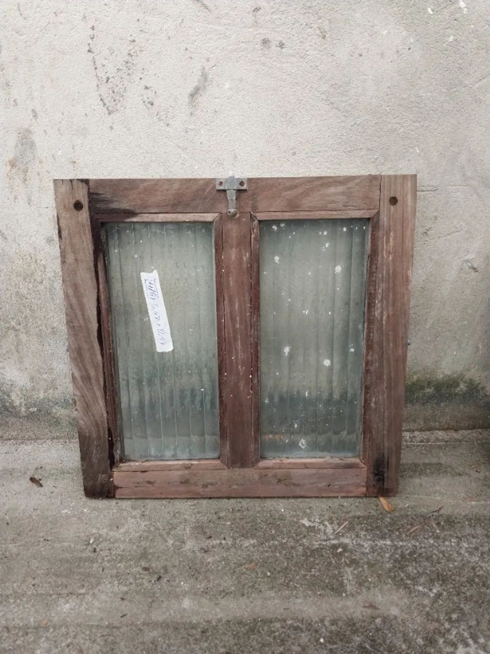 Janelas Basculantes 50x50 - Portas e Janelas - Vilas do Atlântico ...