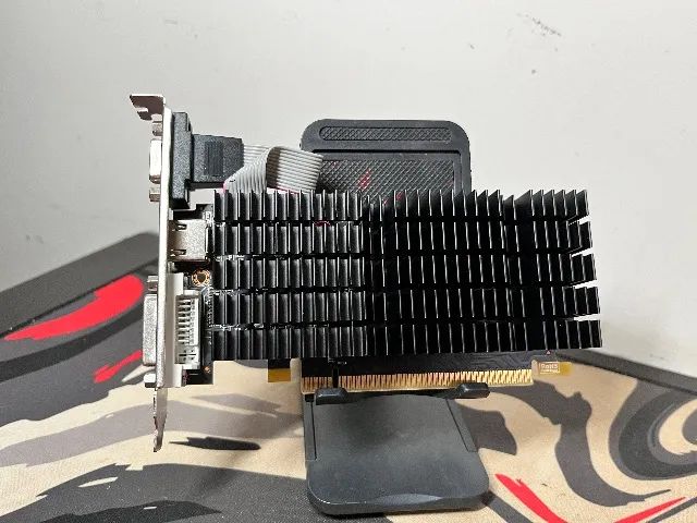 "radeon r5 2gb" no Brasil