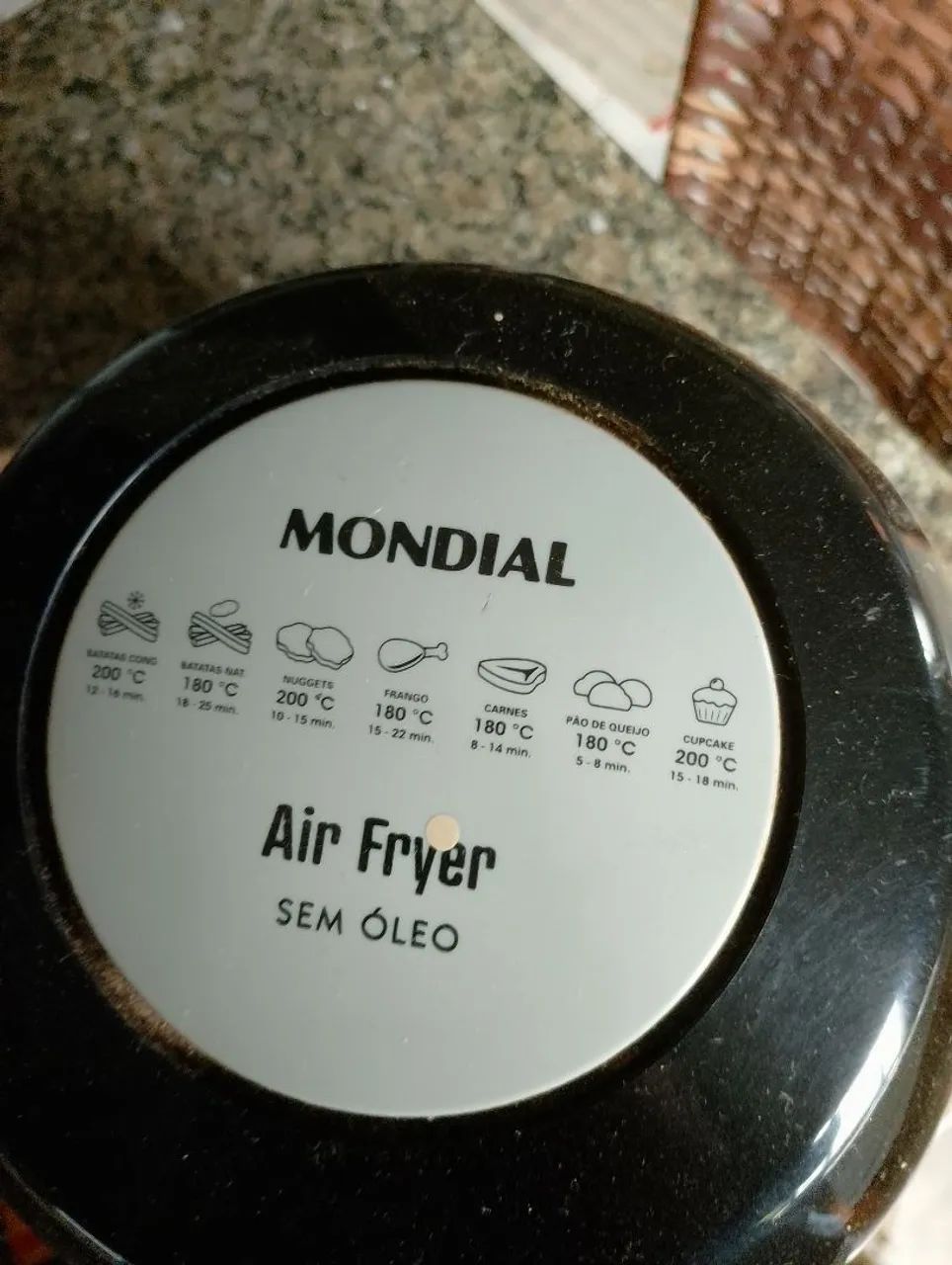 Vendo Air frier marca mondial tudo funcionando 3.5 LT bem conservada ...