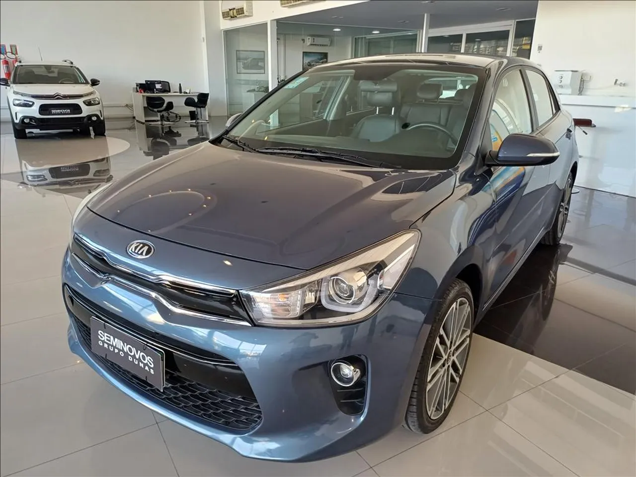 KIA MOTORS RIO Usados e Novos