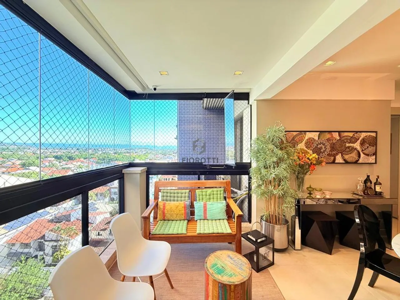 Apartamentos à venda - Mata da Praia, Vitória - ES | OLX