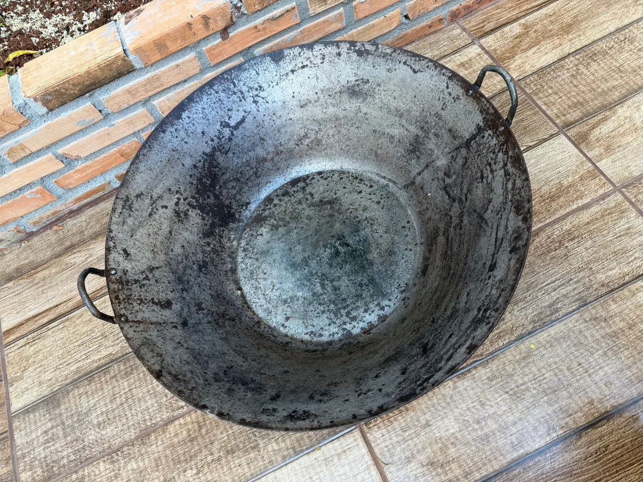 "tacho de ferro" no Brasil