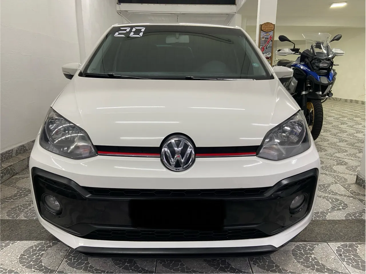 VOLKSWAGEN UP! CONNECT 1.0 TSI TOTAL FLEX 12V 5P Usados e Novos