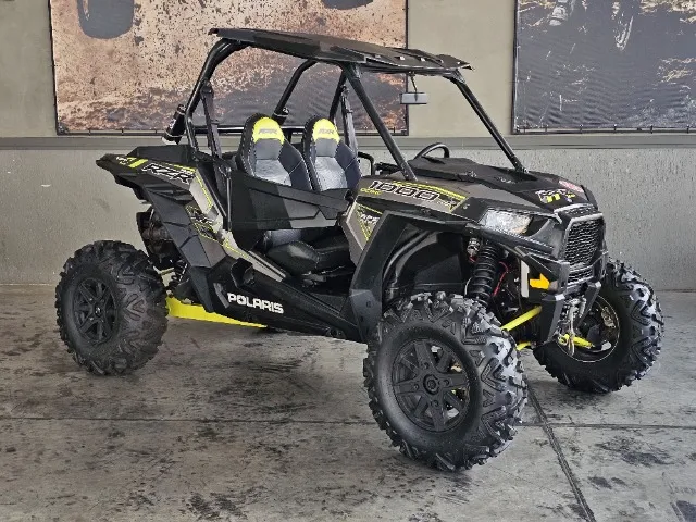 Motos Polaris RZR no Brasil