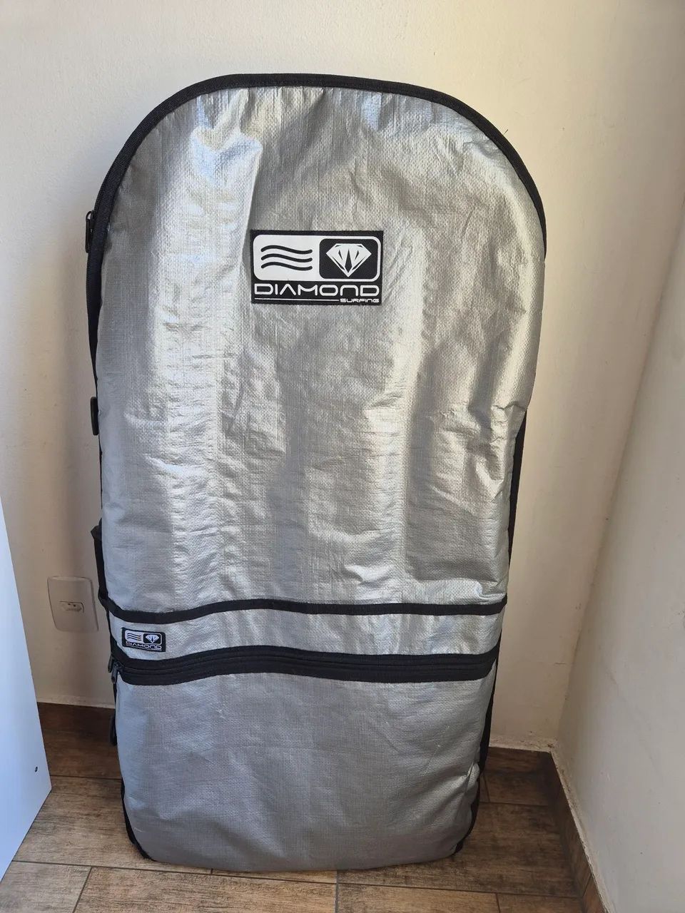 Prancha de bodyboard Gênesis 39" com strep e capa Diamond - Esportes ...
