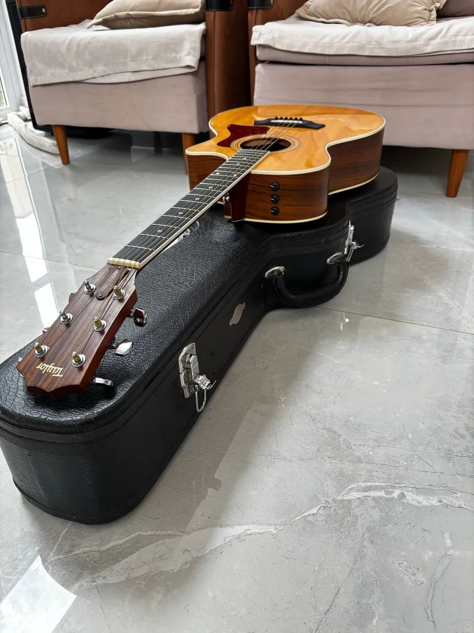 Taylor 414ce - excepcional sonoridade - Instrumentos musicais - Setor ...