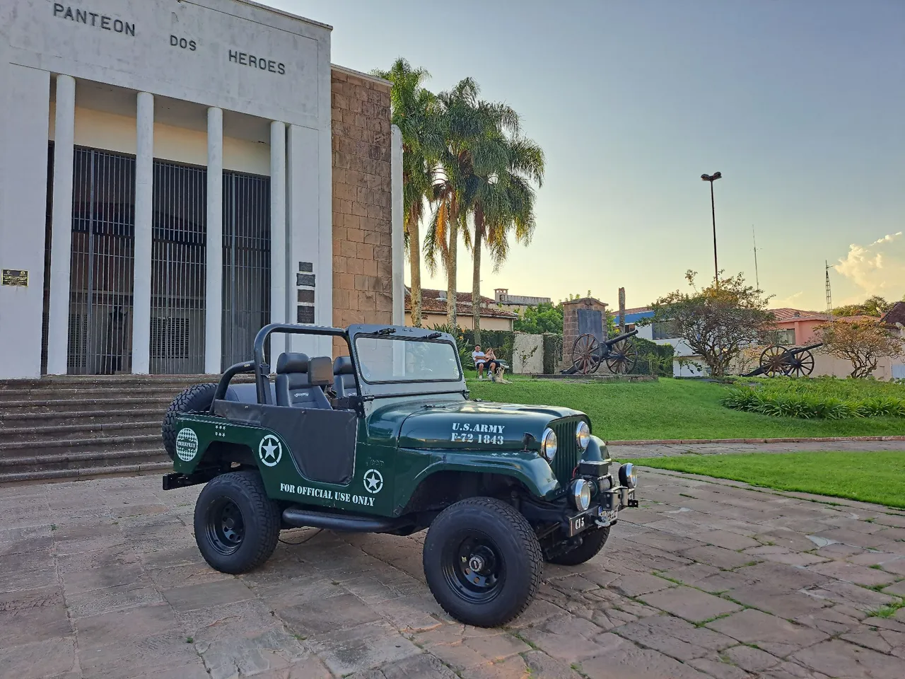 "jeep militar" no Brasil