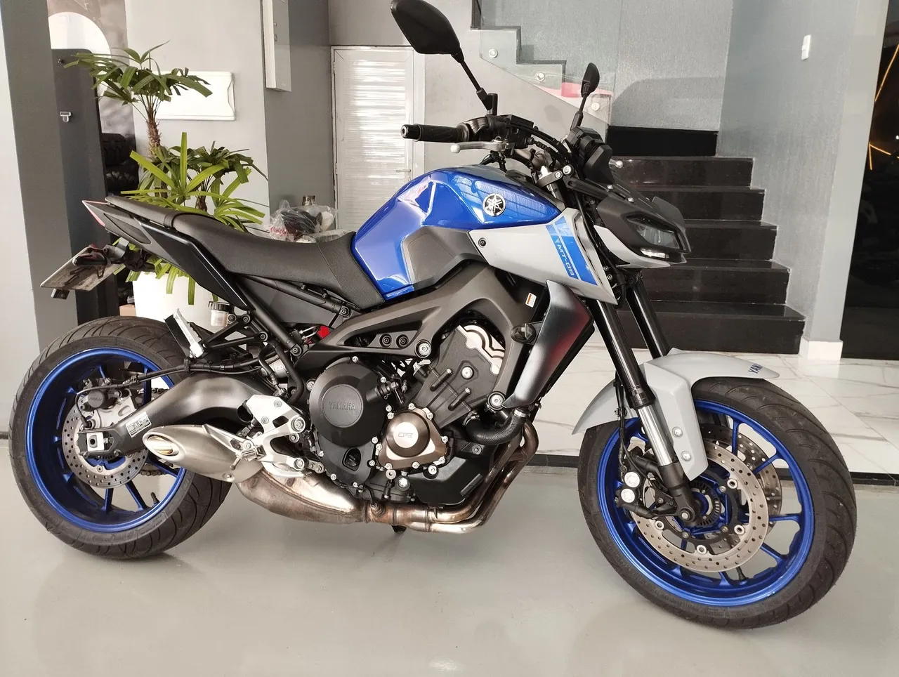 Motos YAMAHA MT-09 2022 no Brasil