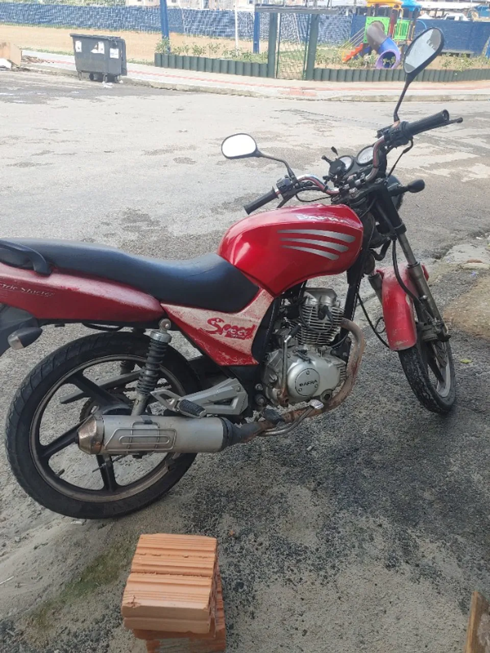 Motos DAFRA SPEED no Brasil