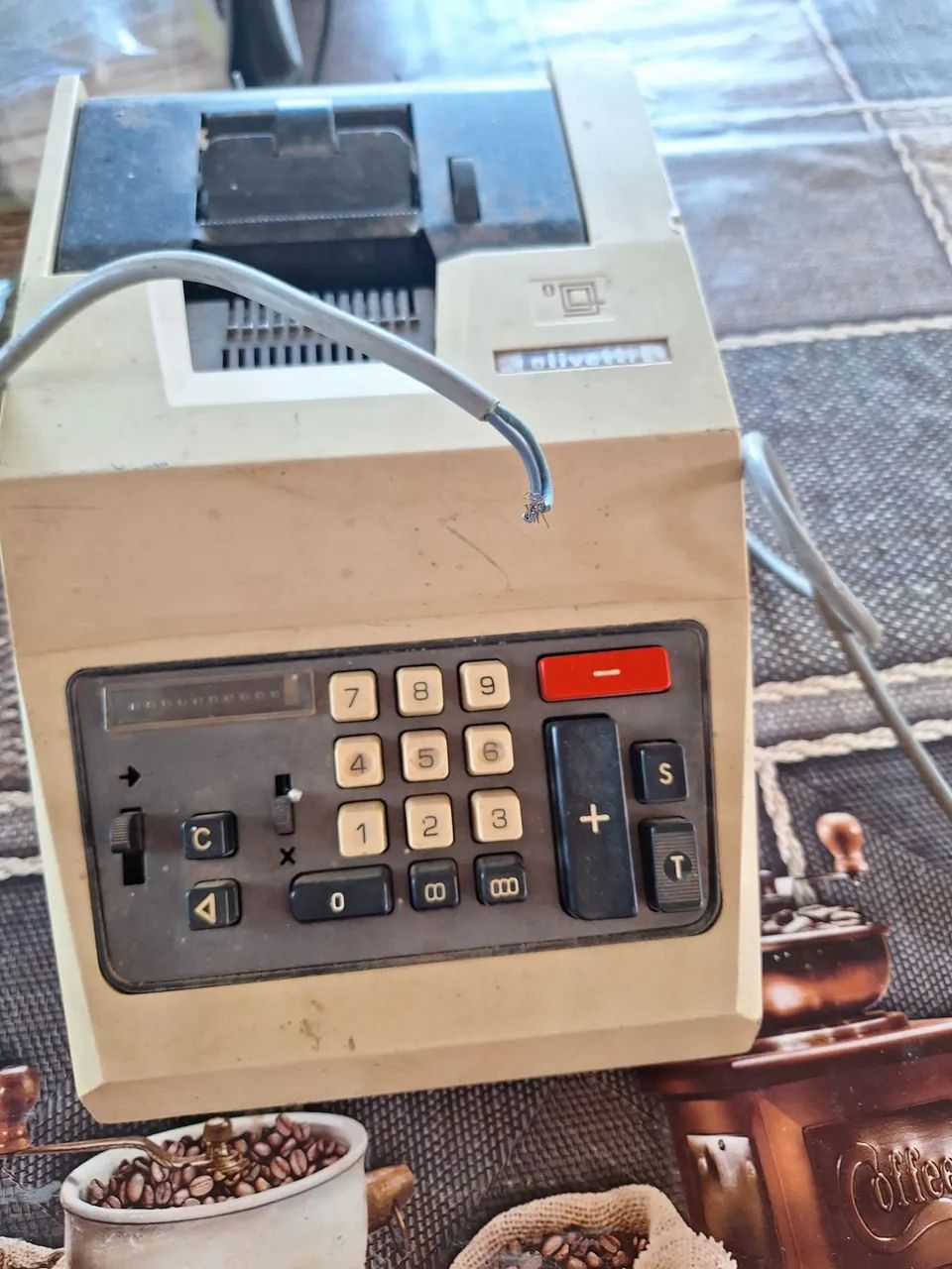 Calculadora Olivetti antiga - Antiguidades - Funcionários, Belo ...