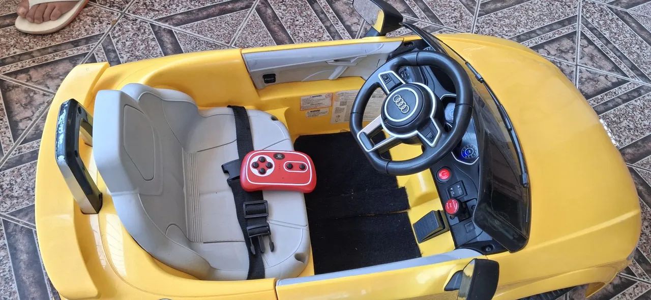 CARRINHO ELÉTRICO INFANTIL ÁUDIO TTRS - Brinquedos e Jogos - Maria ...