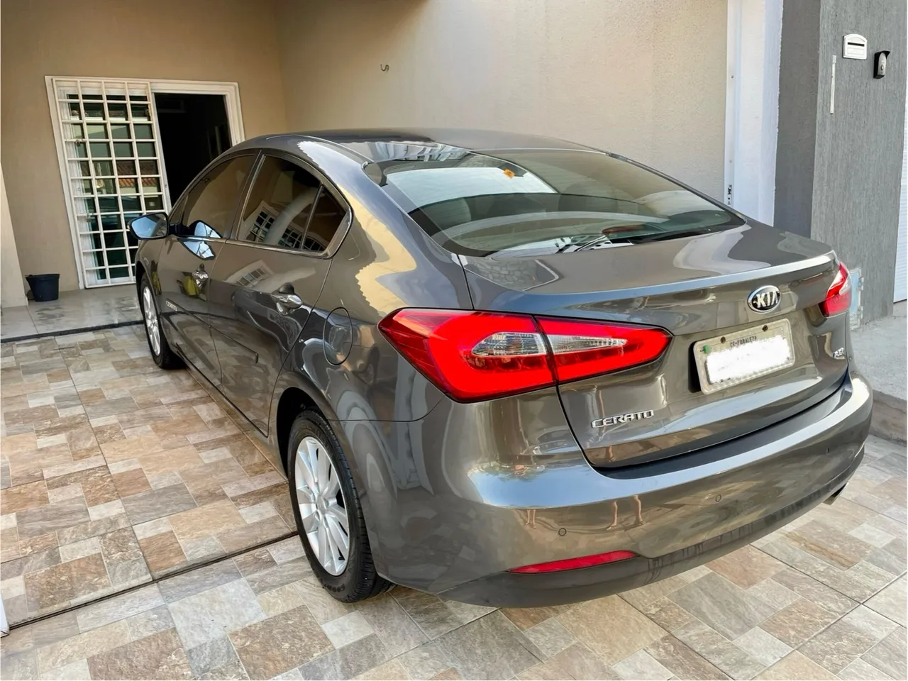 KIA MOTORS CERATO 2014 Usados e Novos