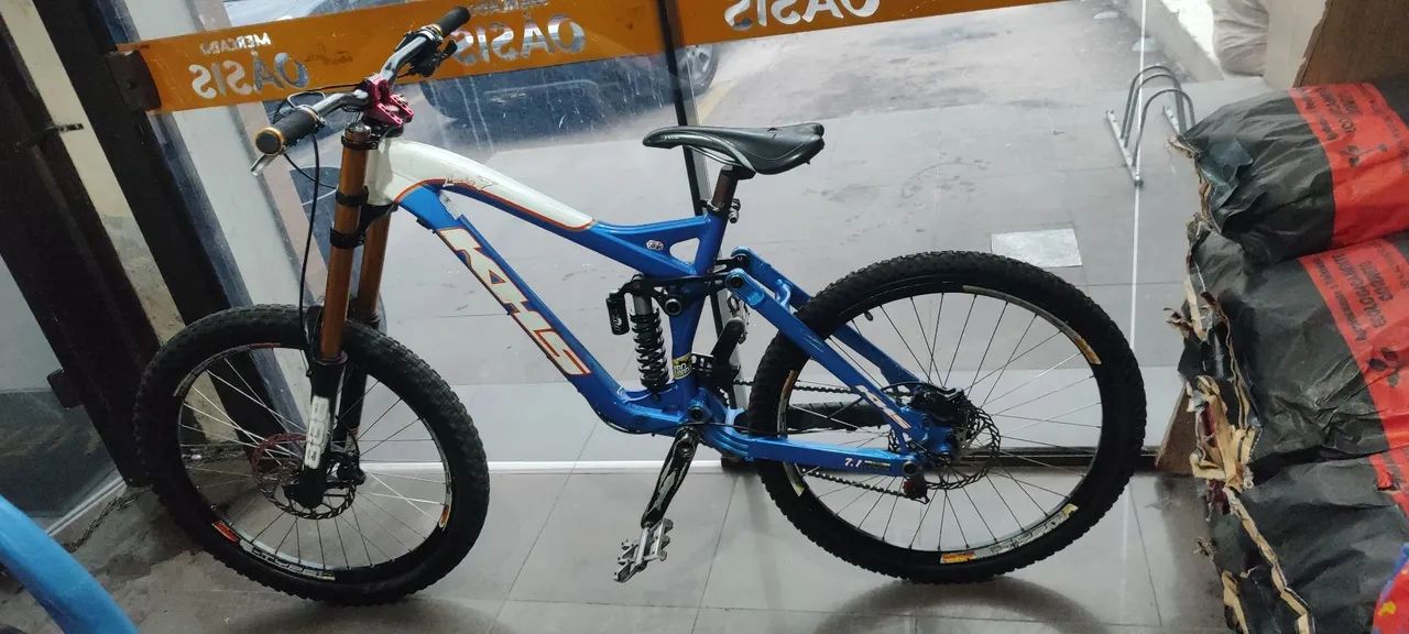 Bike down Hill Khs Marzochi 888 Bomber Full suspension - Ciclismo ...